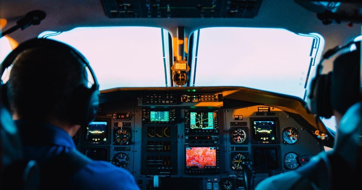 Beide Piloten eingeschlafen: Autopilot bringt Boeing 737 an ihr Ziel